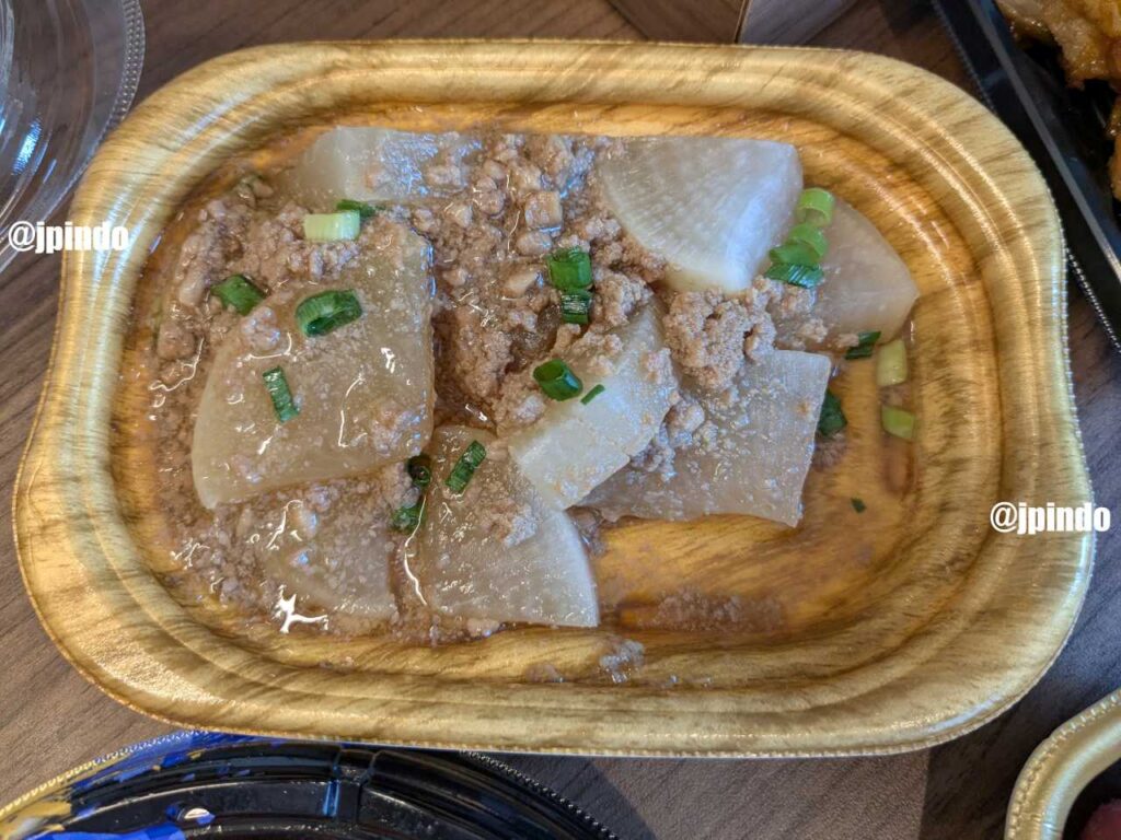 奄美大島のイオンの総菜や弁当で豪華な食事 AEON Bento Amami Oshima – 【47都道府県制覇の旅 離島まで】 ～日本の魅力再発見～